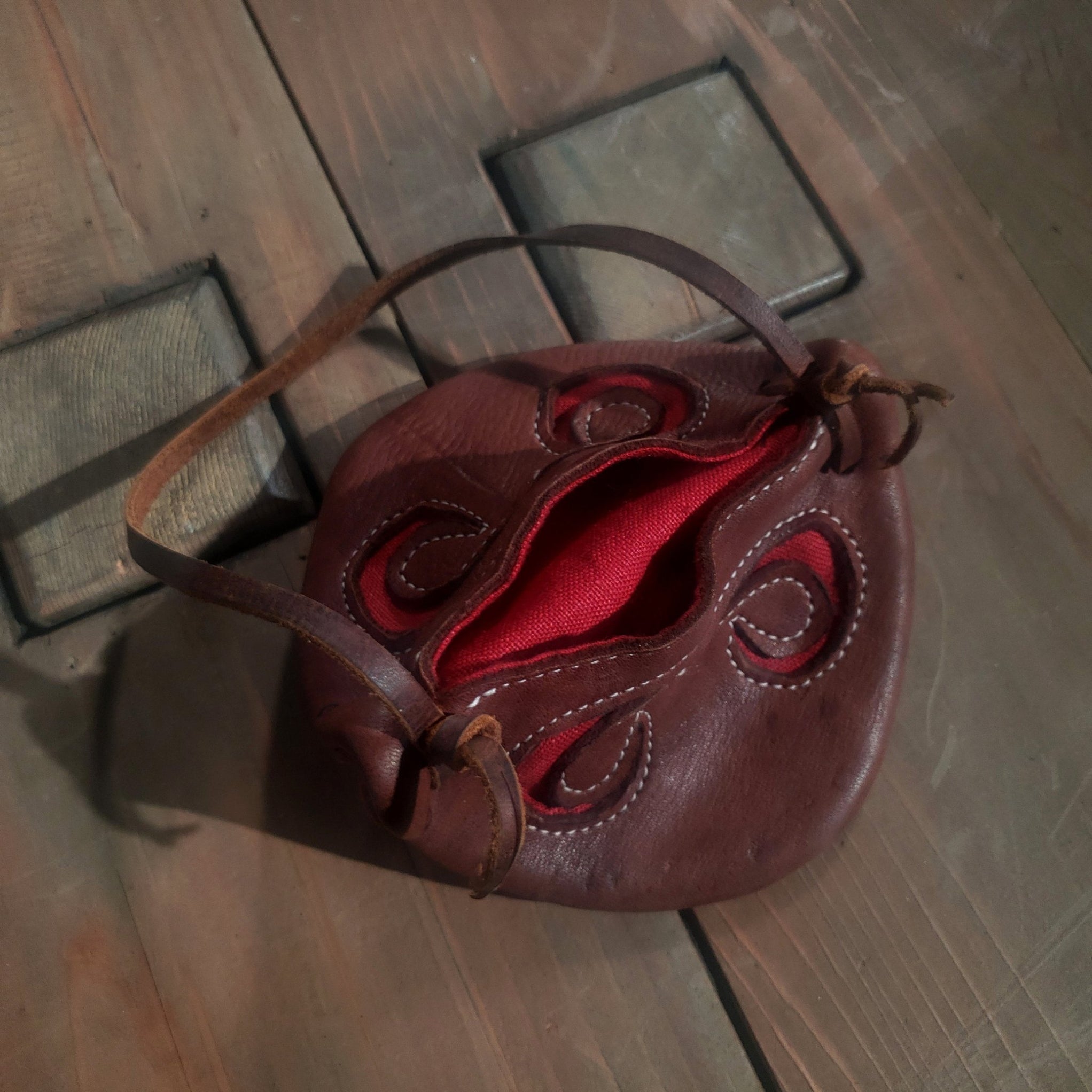 Viking Age Leather Pouch Pattern - Gokstad v2 | Dark Horse Workshop
